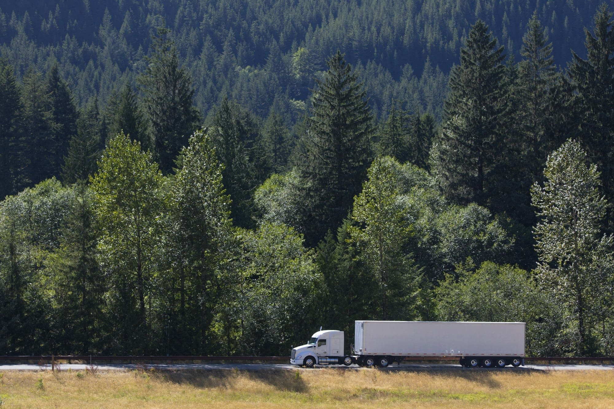 Fast Expedited Freight Services | Ensure Timely Delivery with FIA Freight